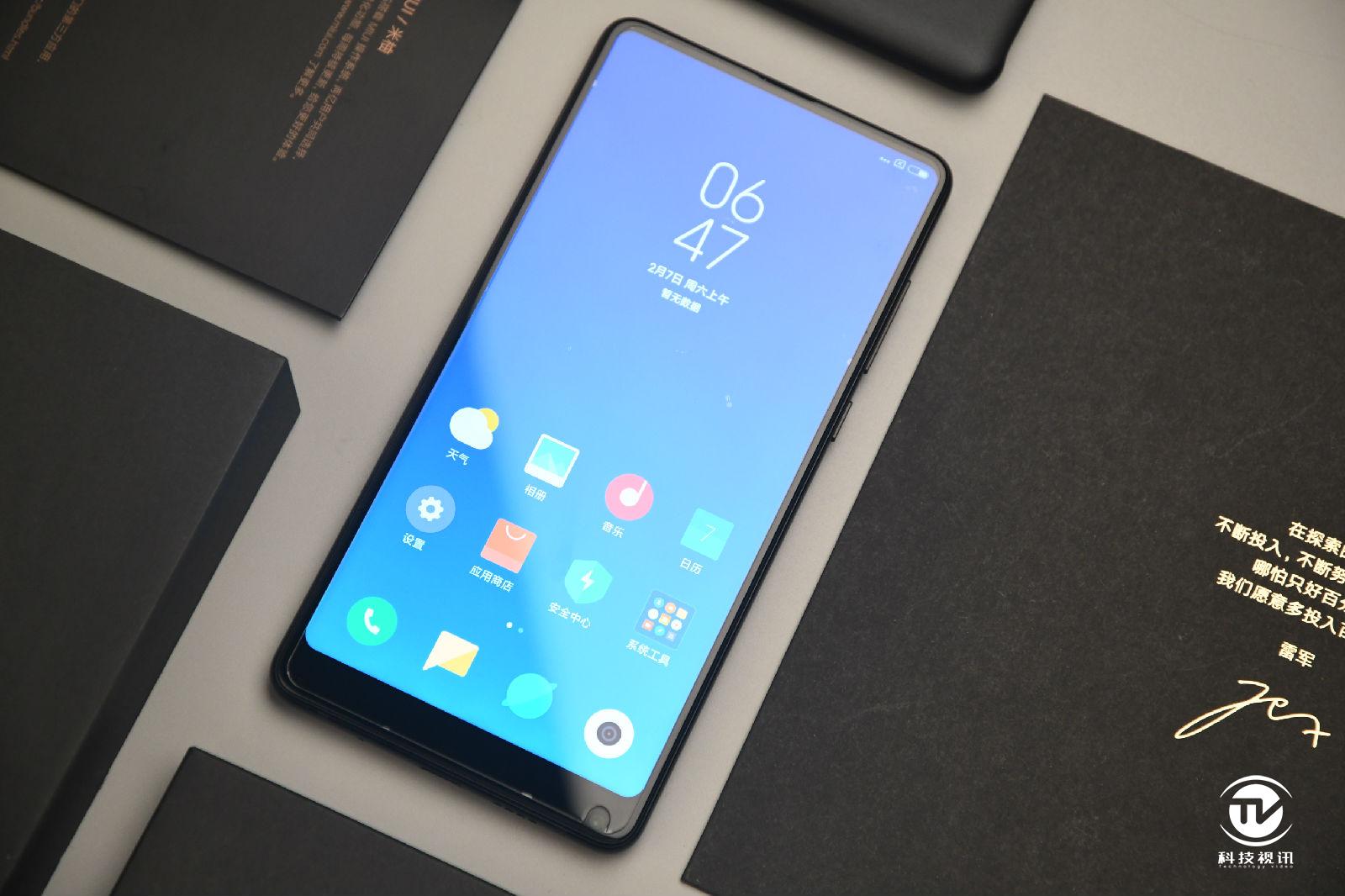 全面屏的再次进化，小米MIX2S表现究竟如何？_首页_科技视讯